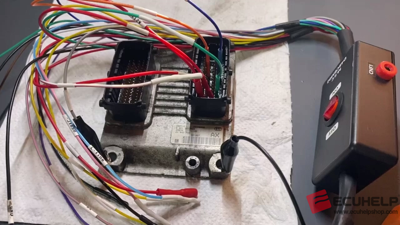 ECUHELP KT200 Flash EEPROM Reading in Bosch ME7.6H4/ME1.5.5