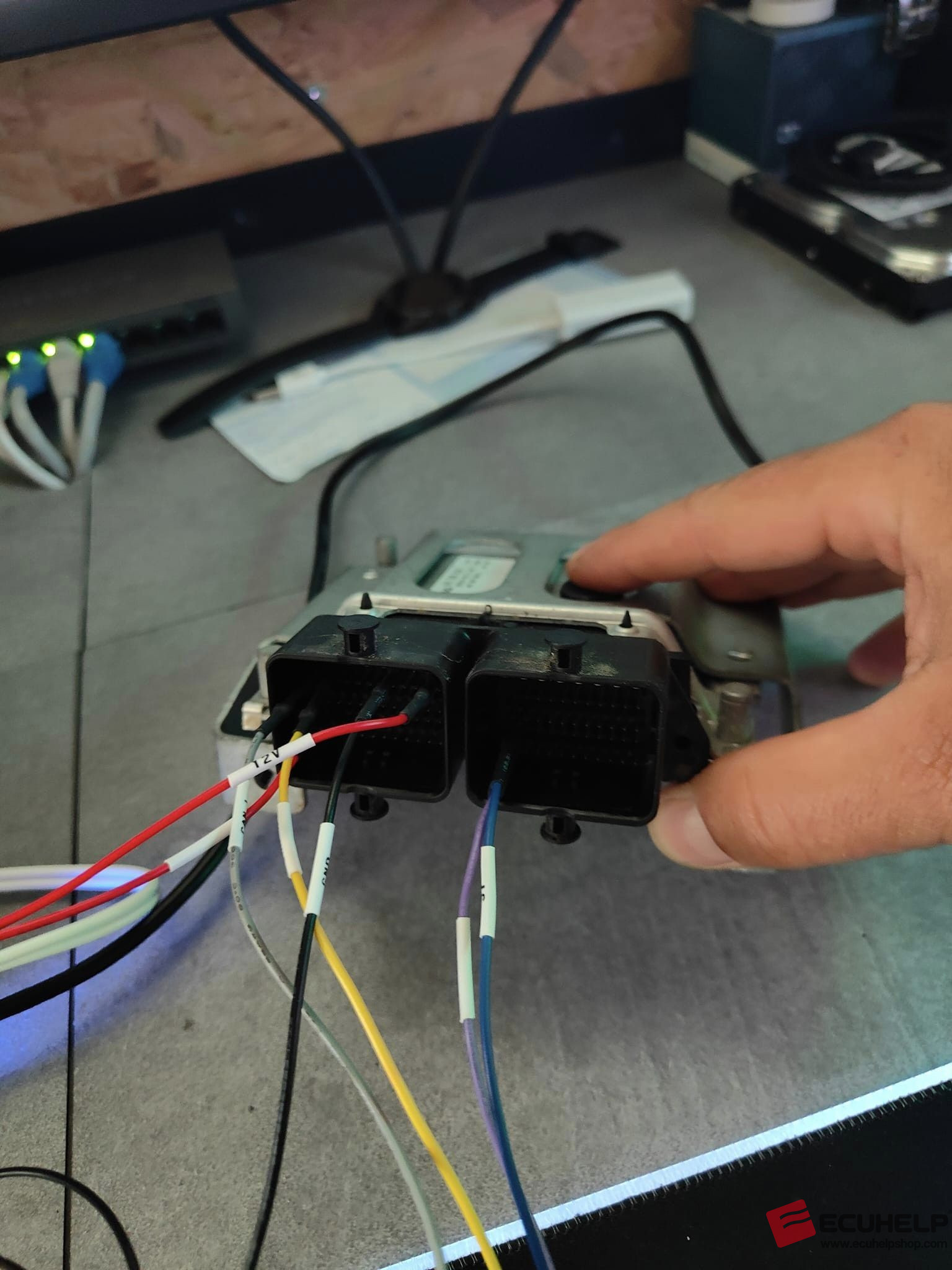 ECU Bench Tool Read and Write ME17.5.20 Skoda Citigo