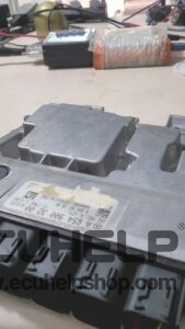 KT200 Read and Write Mercedes MD1CP001 on Bench
