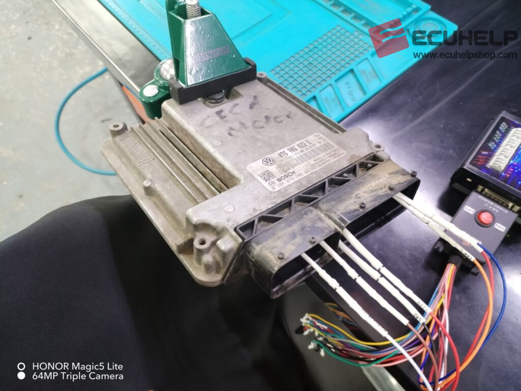 KT200II read write VW Crafter edc17cp20 on Bench