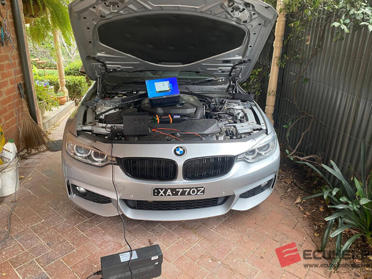 ECUHELP KT200II Read Write BMW MG1CS003 on Bench
