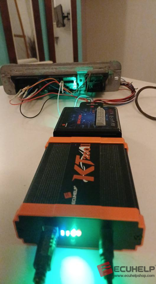 KT200II Read/Write Ford EDC17CP65 on Bench